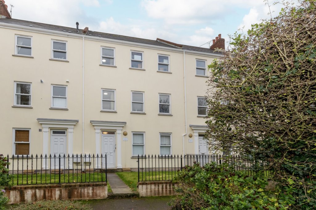15, Phoenix Way, Le Bouet, St Peter Port - 2 bedroom local market ...