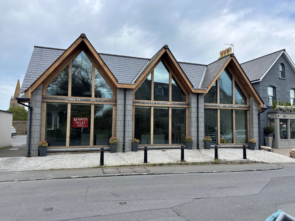 Old Bank Chambers, La Grande Rue, St Martins - local market office to ...
