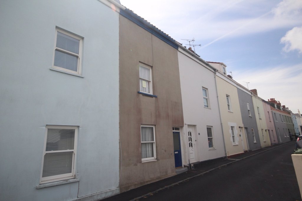 3 St. Clements Road, St Peter Port - 2 bedroom local market house to ...
