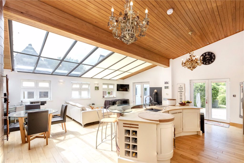 George House, La Villiaze, 'S, St Andrew - 4 bedroom local market house ...