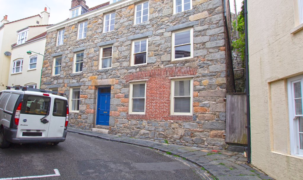 3 Back Street, Back Street, St Peter Port - 6 bedroom local market ...