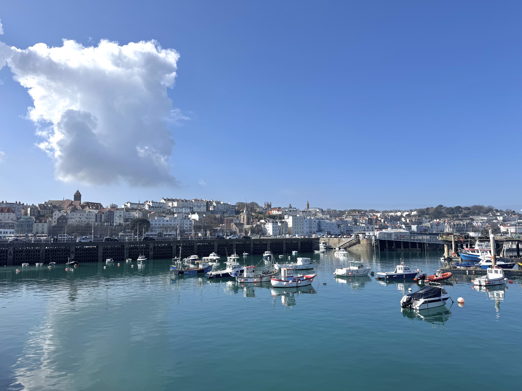 Guernsey Weather Fox forecast for 2025-04-13 - brought to you by Seeker ...