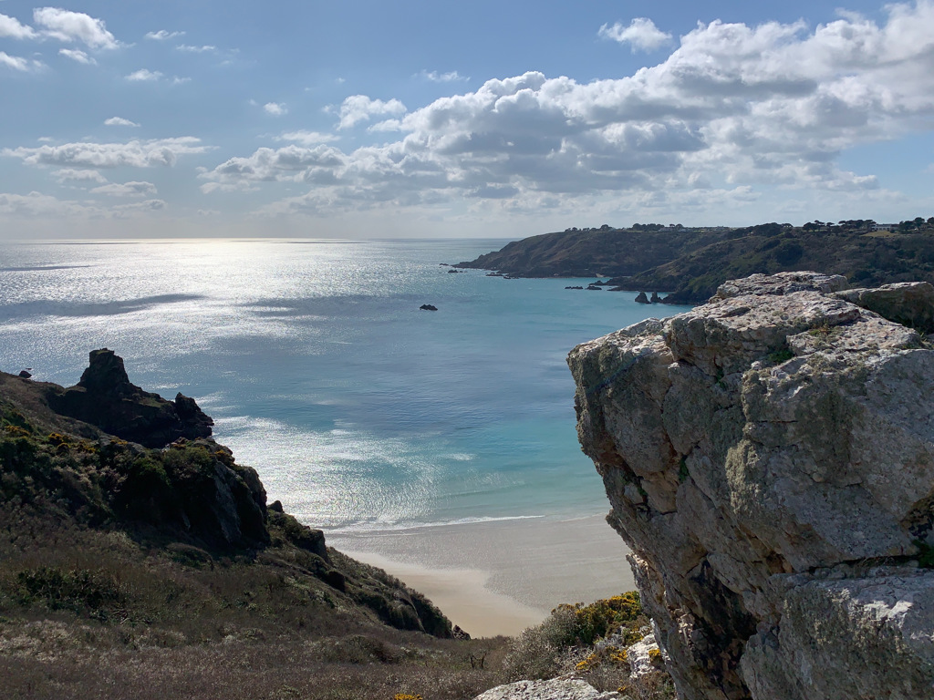 Guernsey Weather Fox forecast for 2020-04-02 - brought to you by Seeker ...