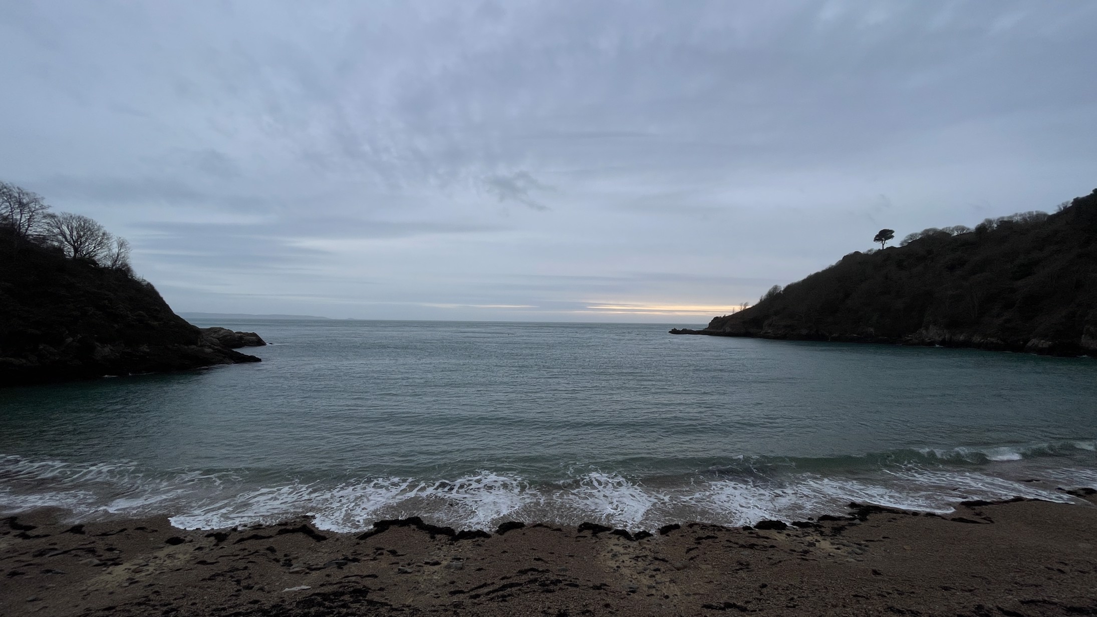 Guernsey Weather Fox forecast for 2023-12-20 - brought to you by Seeker ...