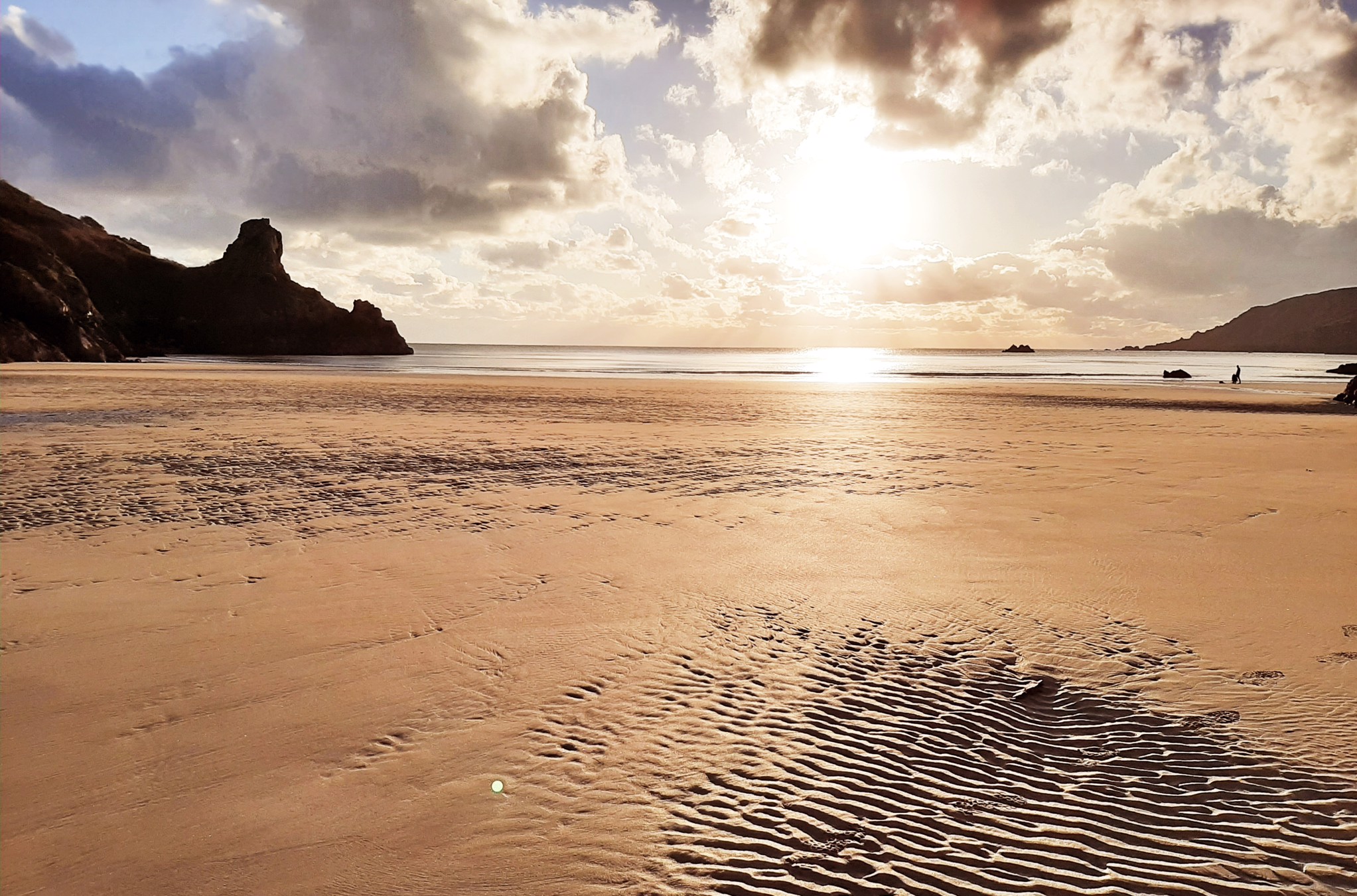 Guernsey Weather Fox forecast for 2023-12-11 - brought to you by Seeker ...