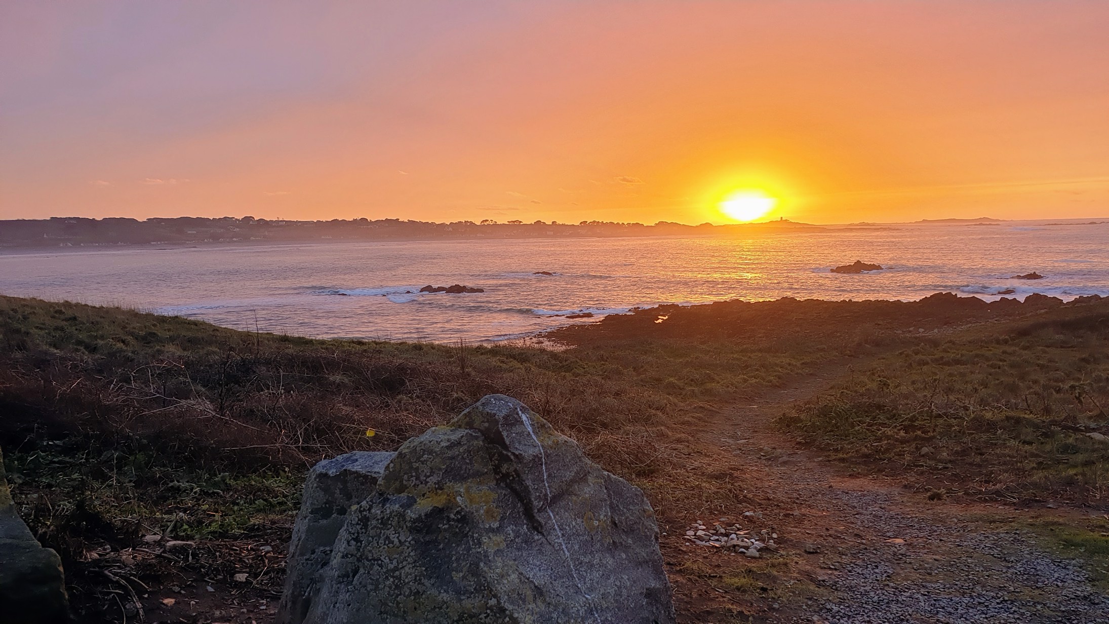 Guernsey Weather Fox forecast for 2025-02-02 - brought to you by Seeker ...